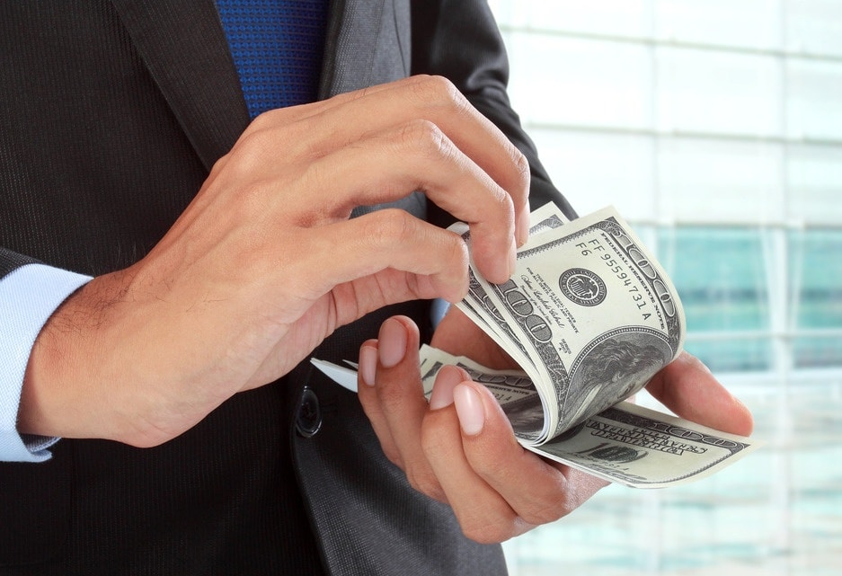How Much Should You Tip Your Movers Advice And FREE Calculator